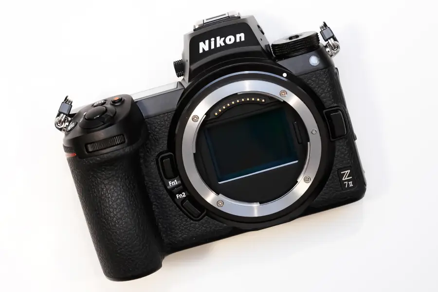 尼康Z7 II深度评测：专业摄影师的理想全画幅无反相机